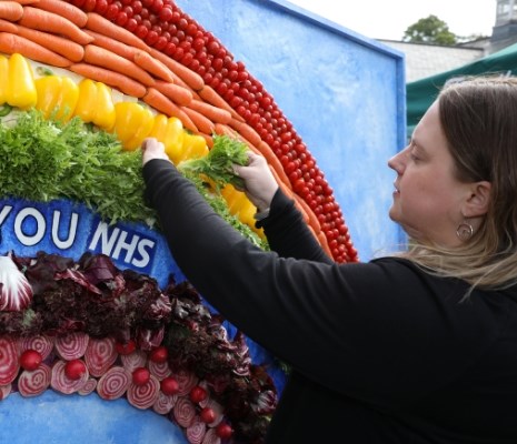 Florette Rainbow Crunchy Salad Art | Food is Art