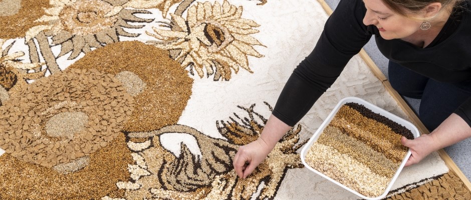 Wholegrain Art - The Sunflowers made from wholegrains | Food is Art